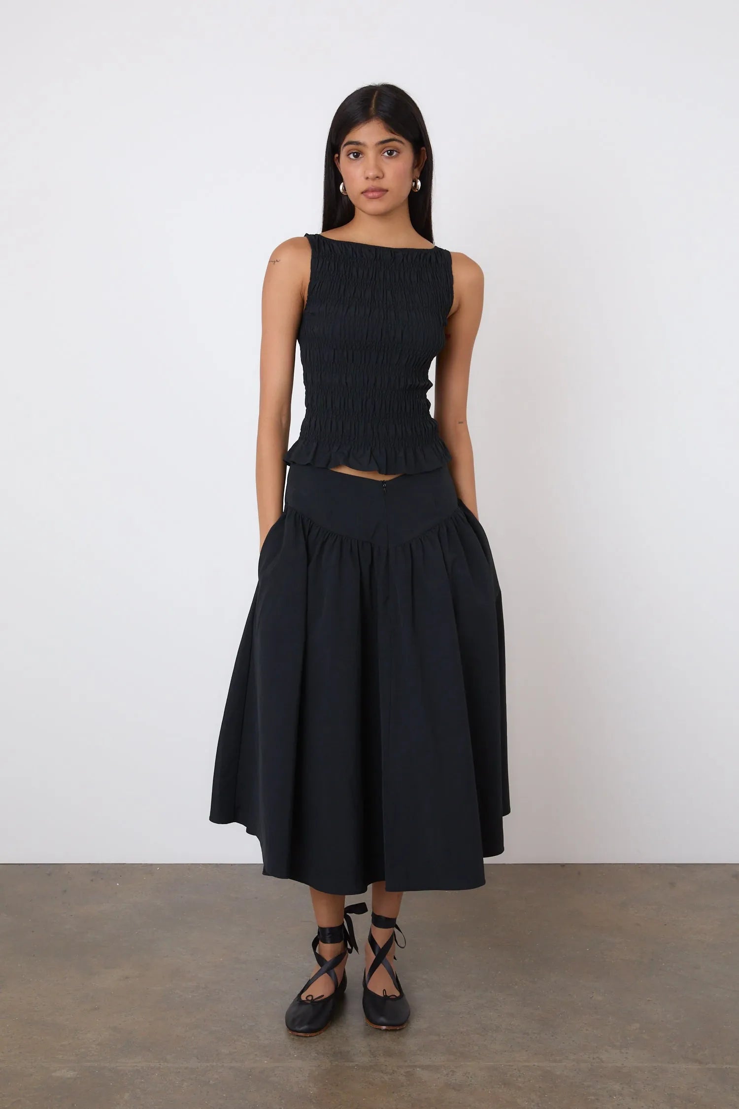 The Deba Midi Skirt, Onyx – Peachy Den